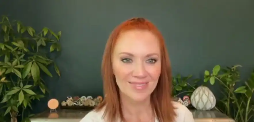 Former Defense Intelligence Agency Officer Shawnee Delaney Shares ...