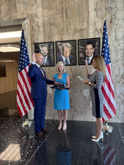 Frank Garcia Sworn in as Assistant Secretary of State for African ...